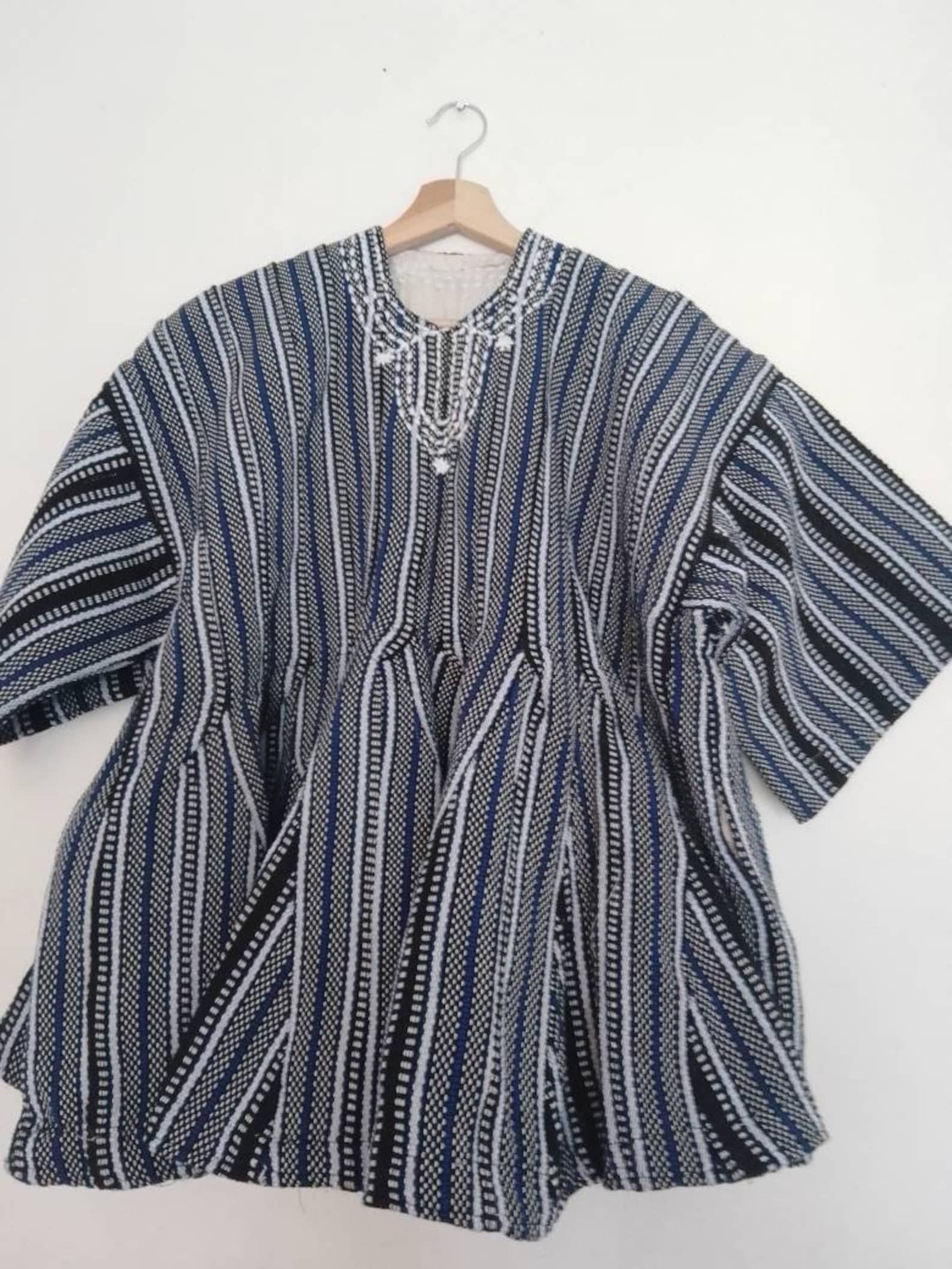 Short Sleeve Blue and White Northern Ghana Men Hand Woven Traditional ...