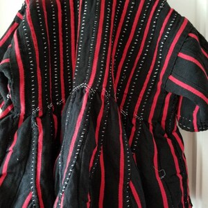 Red and Black Short Sleeve Northern Ghana Men Hand Woven Traditional ...