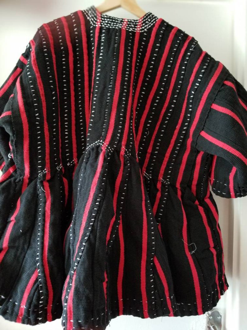 Red and Black Short Sleeve Northern Ghana Men Hand Woven Traditional ...
