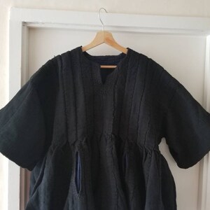 Short Sleeve Black Northern Ghana Men Hand Woven Traditional Smock ...