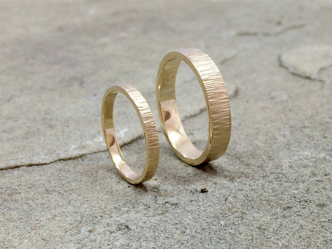 9ct Yellow Gold Tree Bark Wedding Rings: Set of Two 9 Carat Gold ...