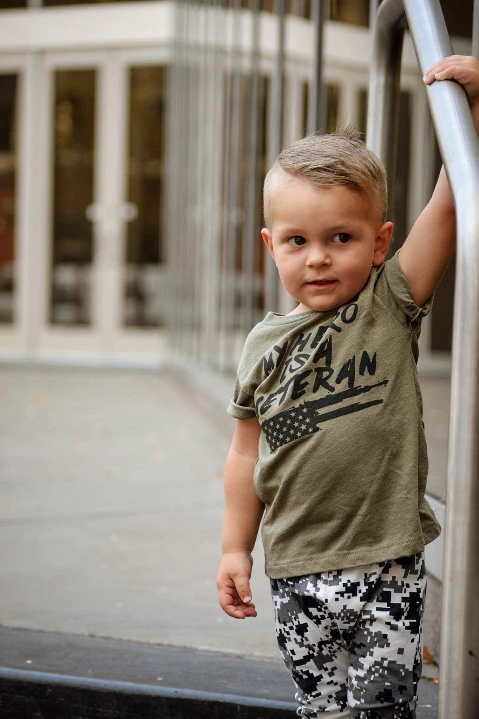 My Hero is a Veteran Mommy is My Hero Veterans Day Shirt - Etsy