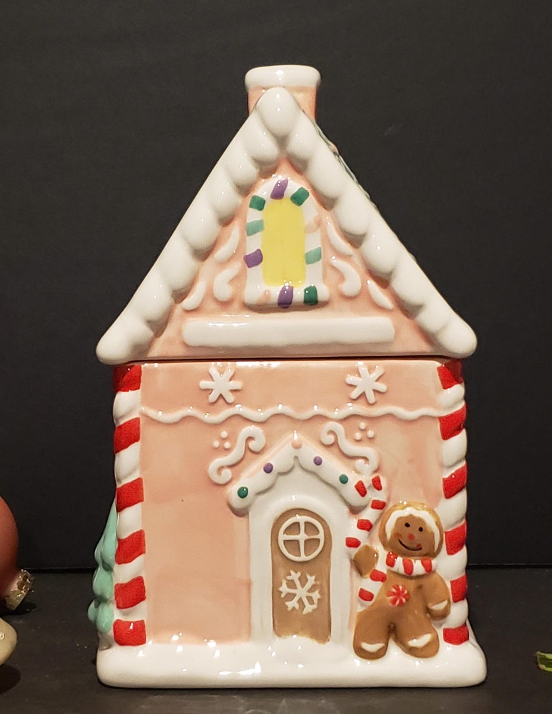 The Best Pastel Pink Gingerbread House Cookie Jar for Your Kitchen ...