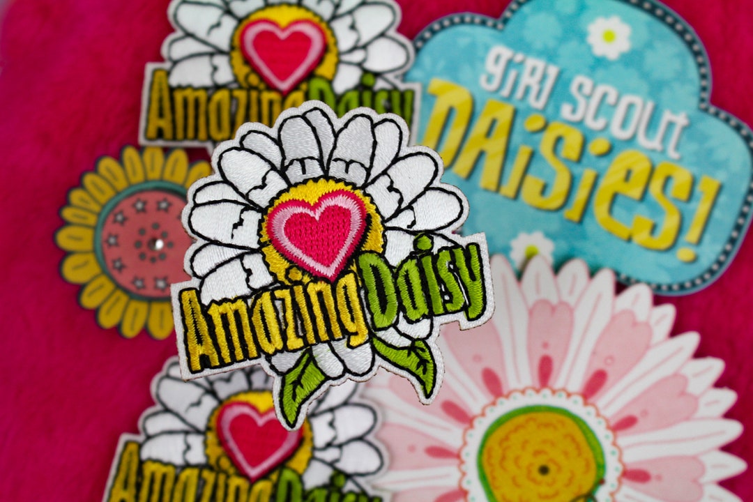 Amazing Daisy Girl Scout Patch | White Flower | Embroidered Heart I ...