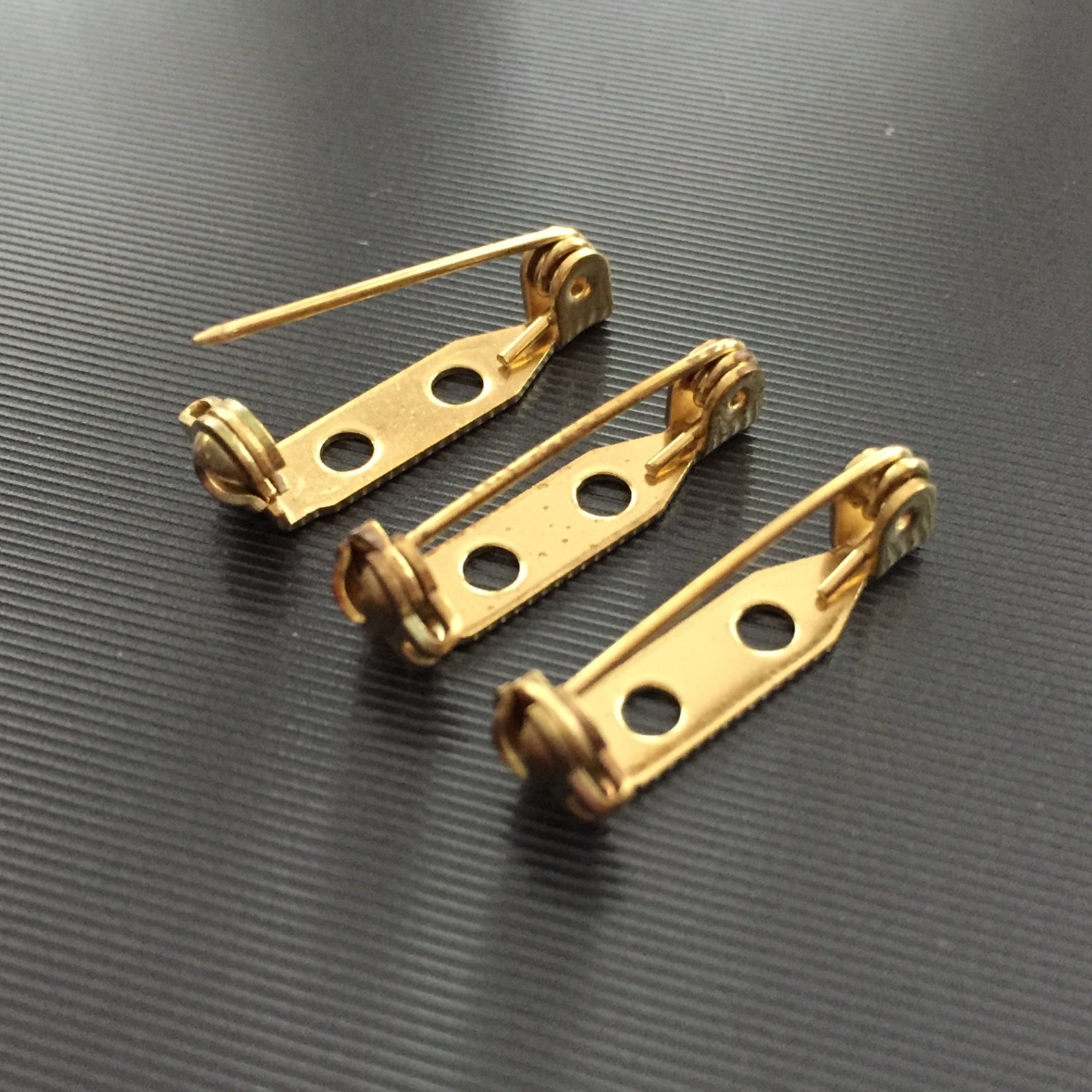 20 Pcs 20 Mm Raw Brass Brooch Pin Back Safety Pin Findings | Etsy