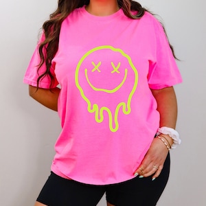 Drippy Smiley Minimal Pocket Design T-shirt, Melting Happy Face Shirt ...