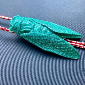 Turquoise Cicada Bolo Tie Red & White Cord Gold Tips - Etsy