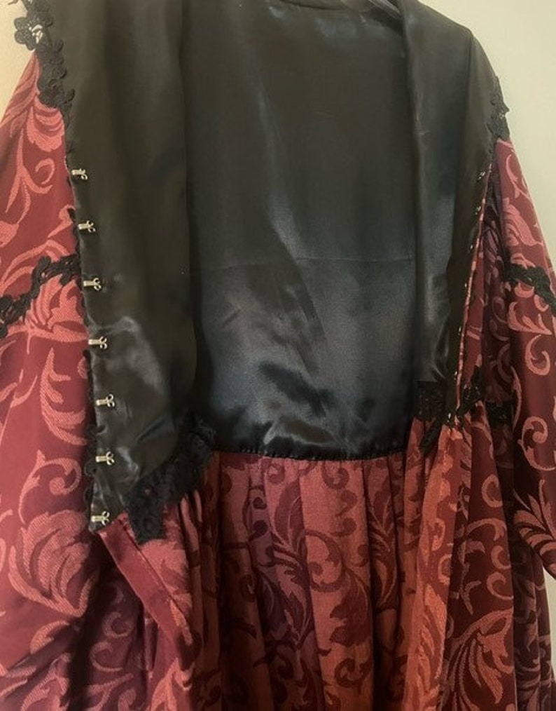 Renaissance Gown in Maroon and Black With Kirtle - Etsy