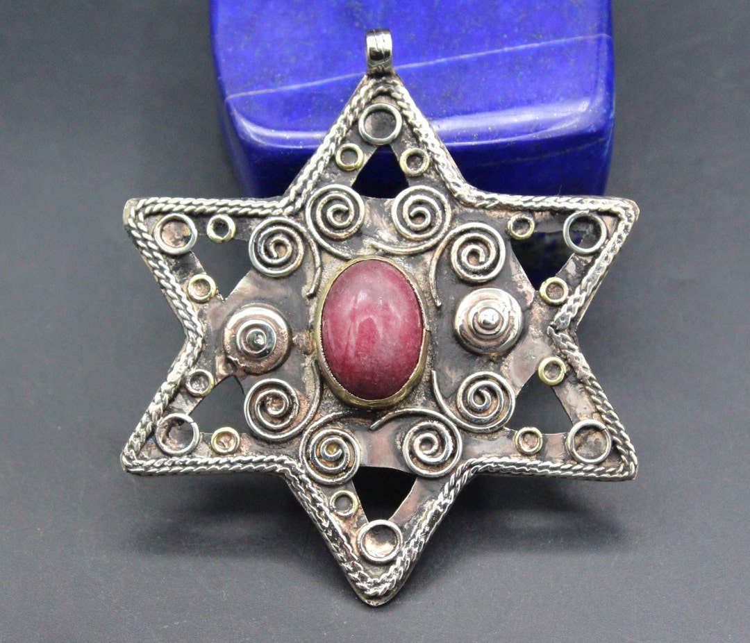 Turkmen Alpaka Star Shape Pendant, Red Glass Stone Beads Star Shape ...