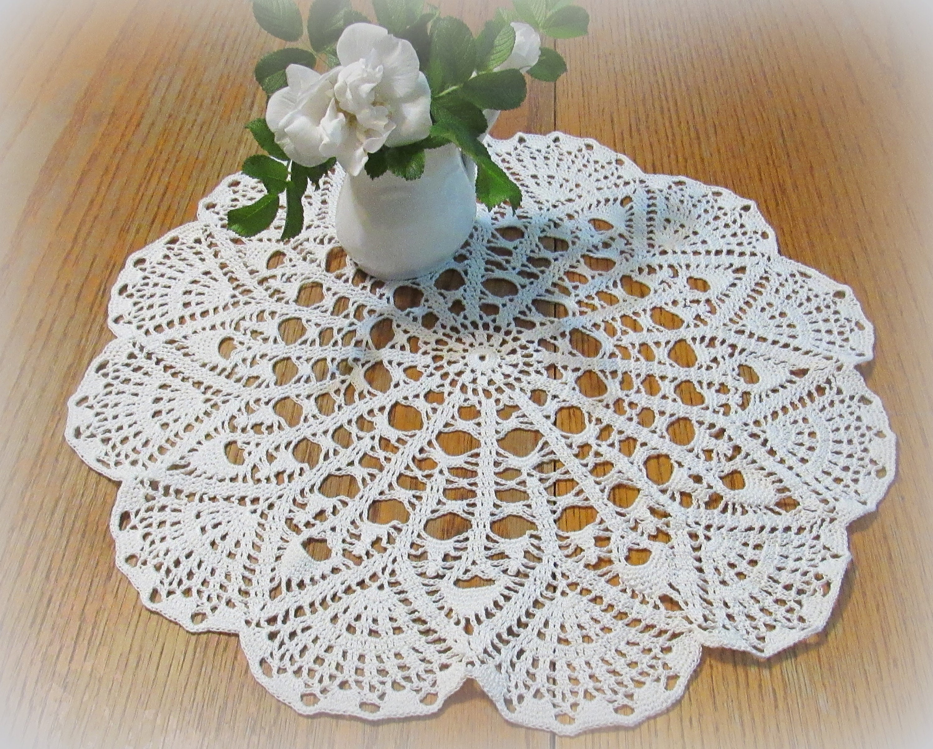 Large Crochet Doily/tabletopperhand-crocheted 19-20 - Etsy