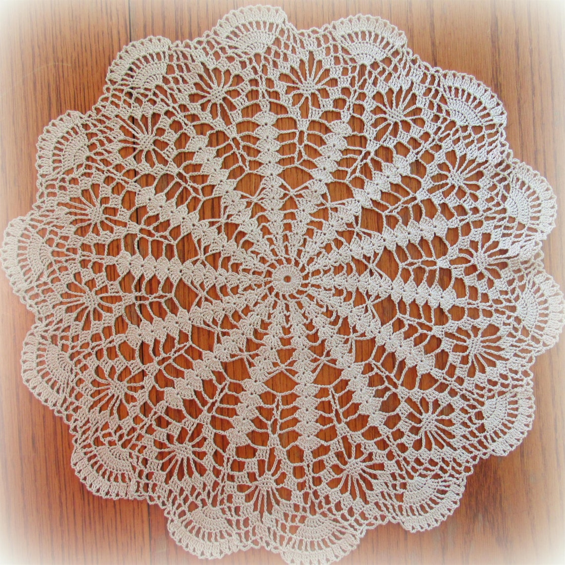 Large Ecru/natural Crochet Doily--20-1/2"--diamonds and Fans Table ...