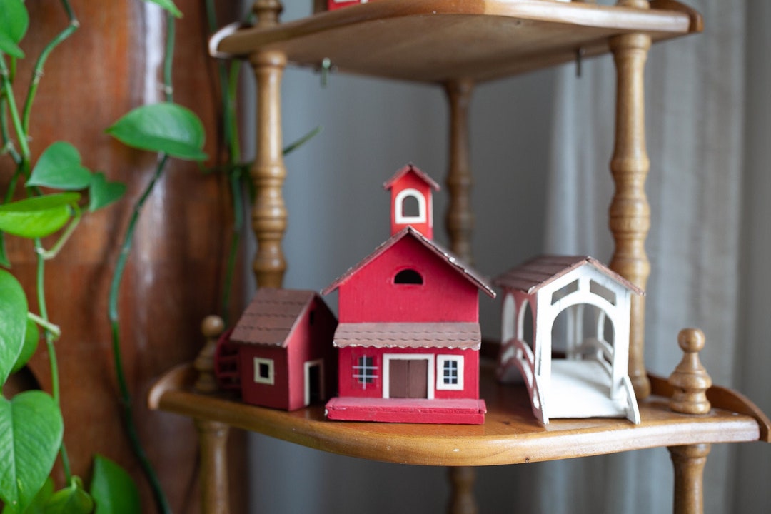 Vintage School House Folk Art House - Etsy