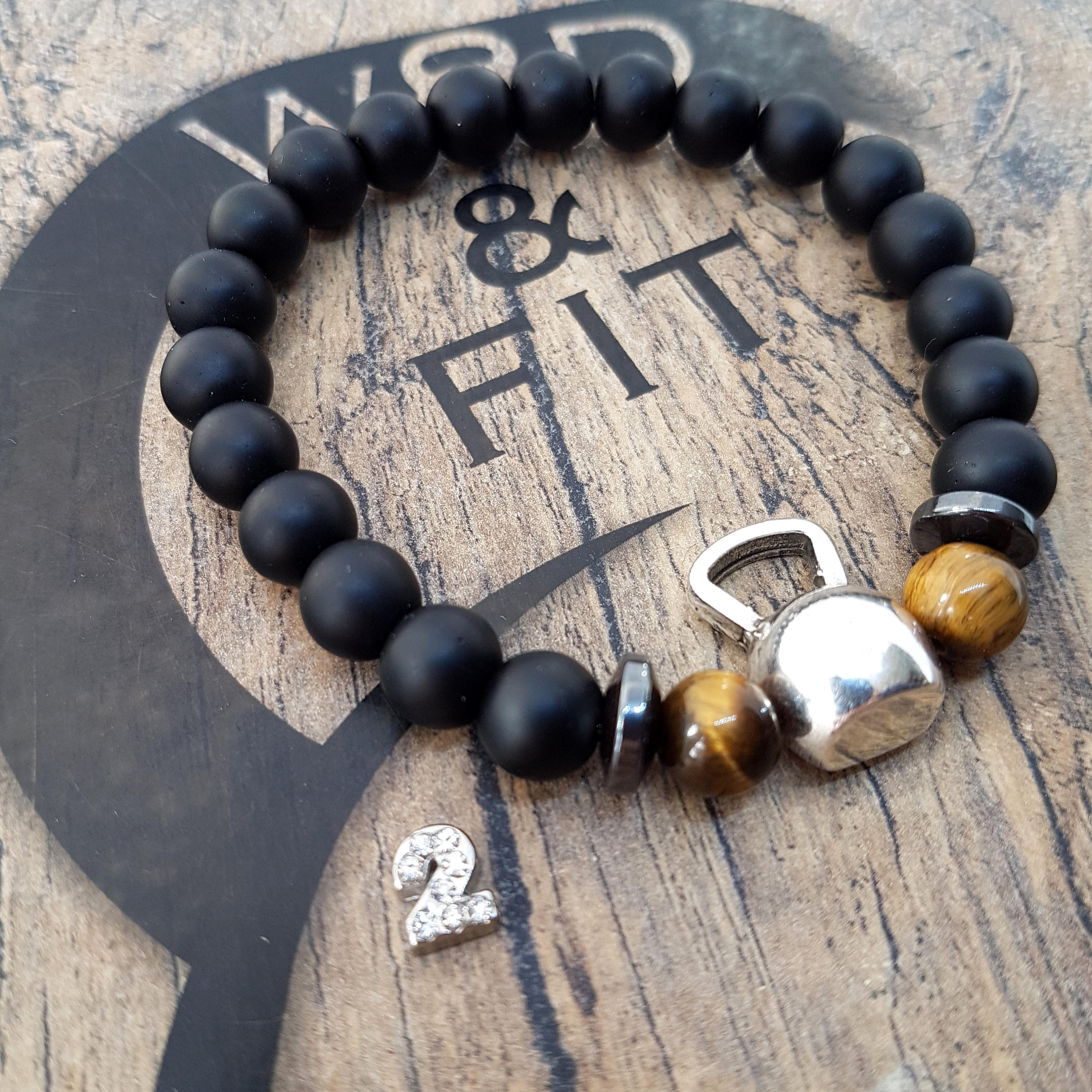 Gym Bracelet Kettlebell Swings Workout Onix Stone · Fitness Bracelet ...