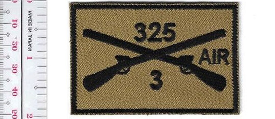 US Army 82nd Airborne Division 325th Parachute Infantry Regiment 3 ...