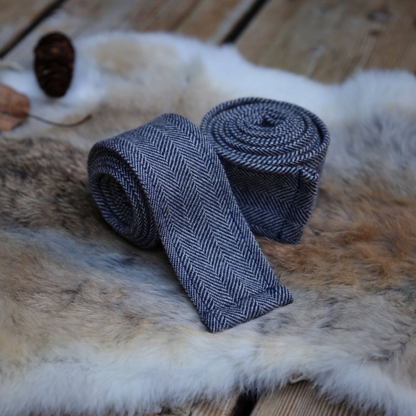 Viking Linen or Wool Arm Winingas Vindingr Wickelbander. Pair of Arm ...