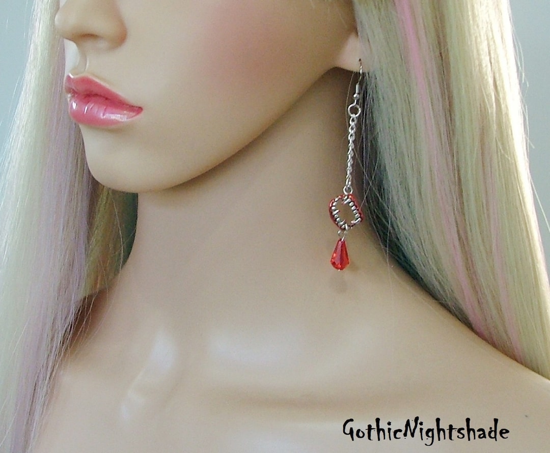 VAMPIRE FANG BLOOD Drop Earrings, Handmade, Halloween - Etsy