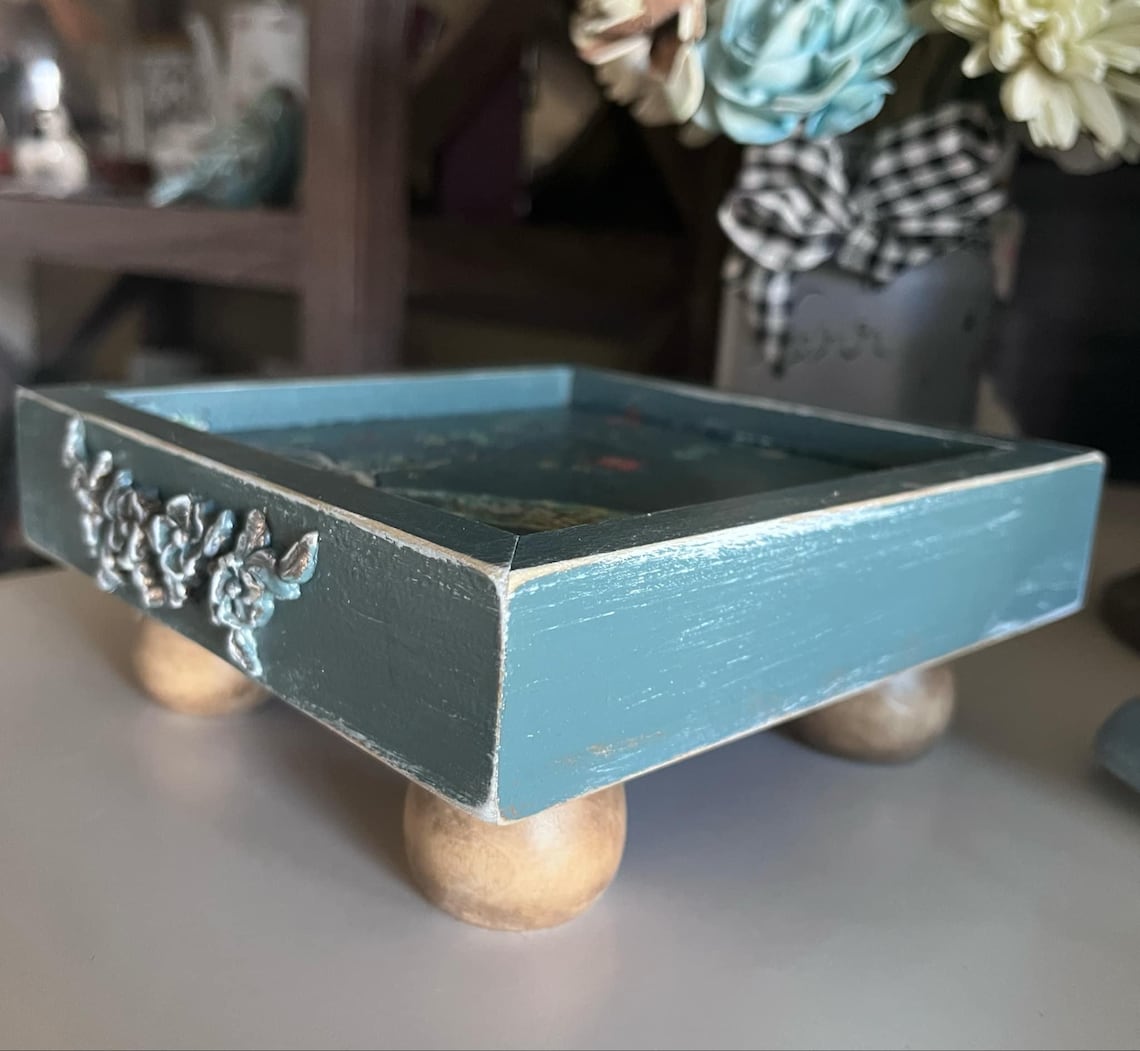 Farmhouse Riser 6x6- Painted in Spruce With a Flower Accent Mold ...