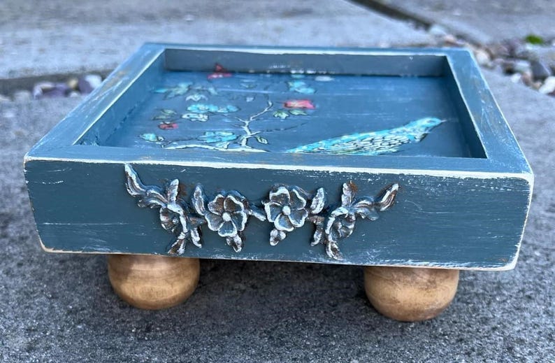 Farmhouse Riser 6x6- Painted in Spruce With a Flower Accent Mold ...