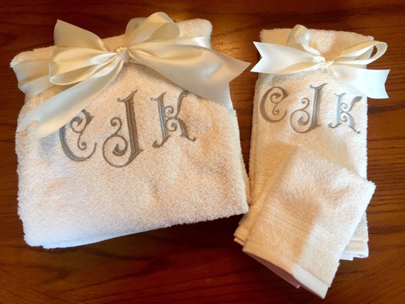 Personalized Bath Towel Set | Etsy