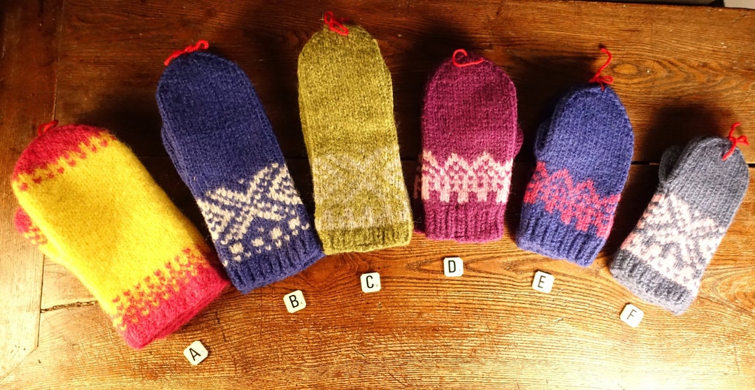 Vintage Wool Mittens Hand Knitted Mittens Traditional Ethnic Folk Art ...