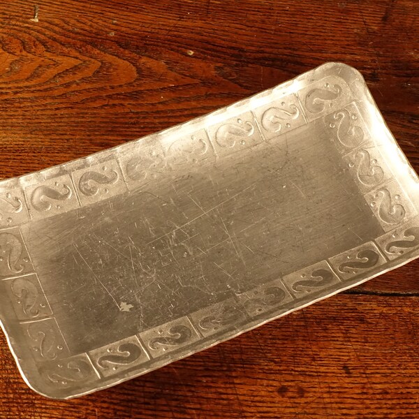 Vintage Metal Tray - Etsy