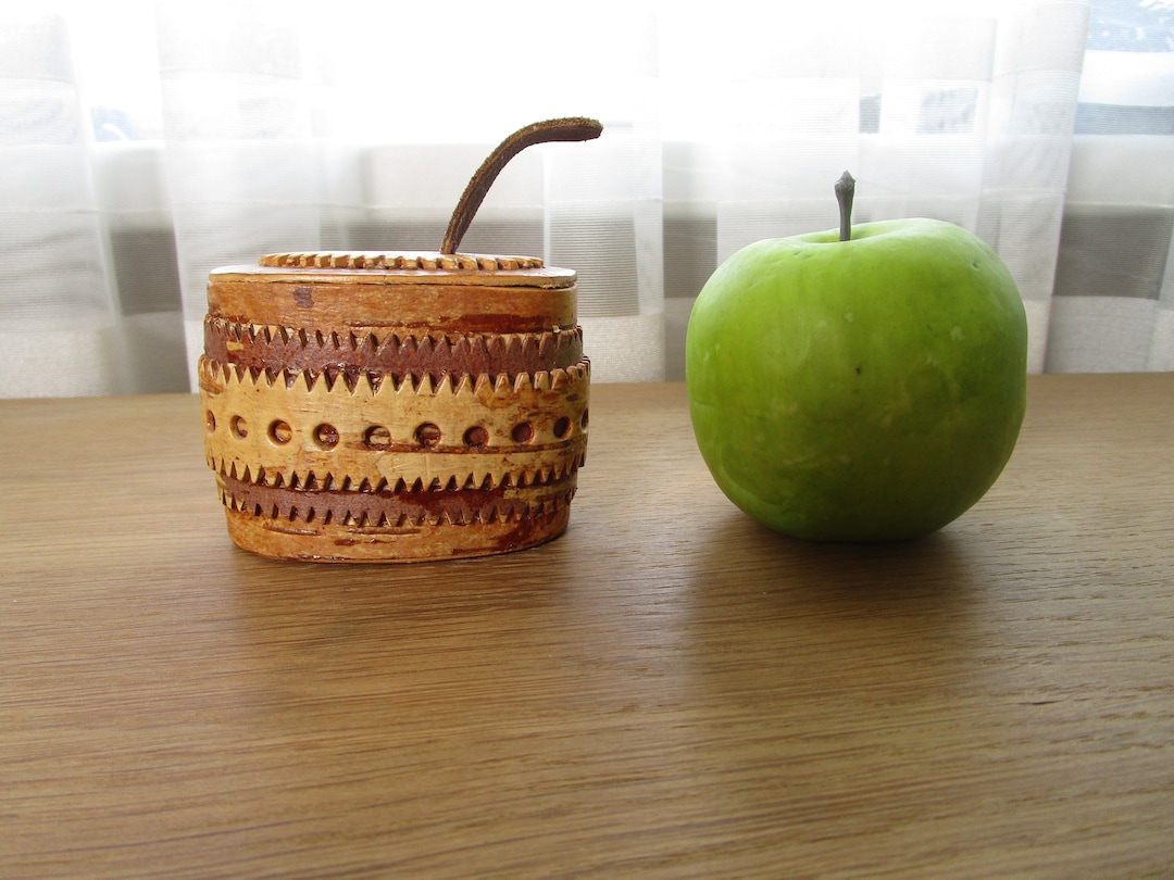 Vintage Swedish Birch Bark Storage Box With Lid Handmade Small Bent ...