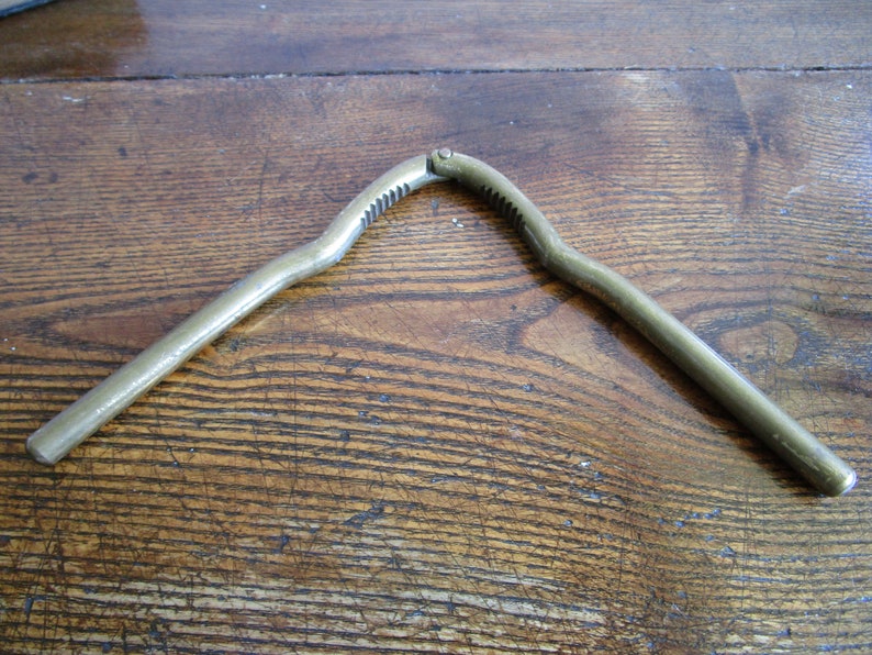 Vintage Brass Nutcrackers Old Nut Crackers Collectible - Etsy