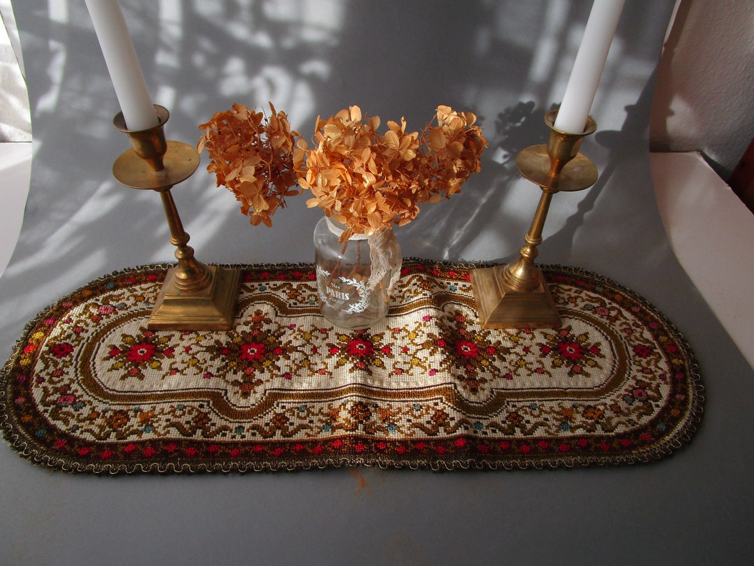 Old Antique French Doily Table Runner Tablecloth Green Beige Ornate ...