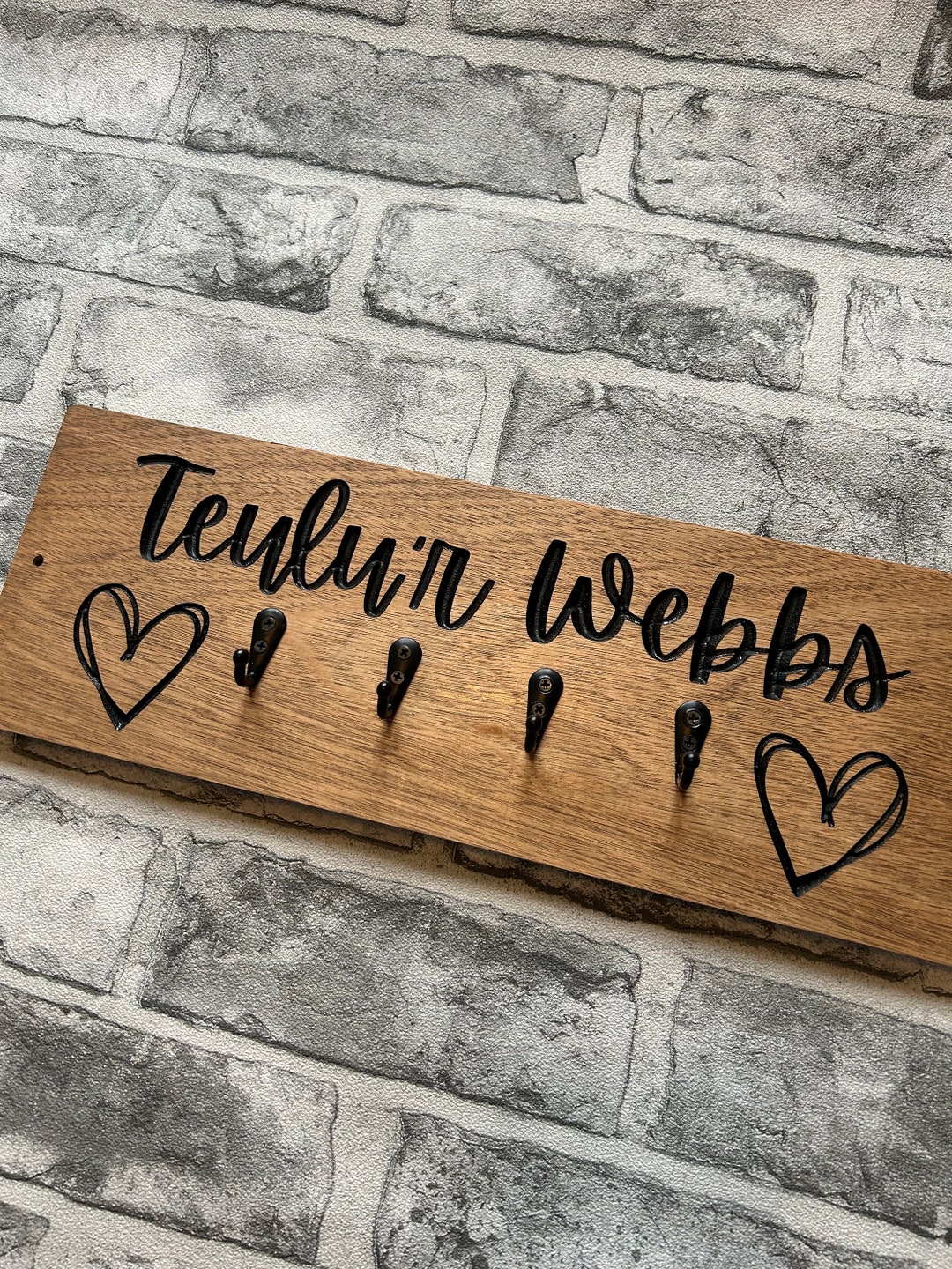 Personalised Teulu’r Croeso Family Key Hook | Personalised | Engraved ...