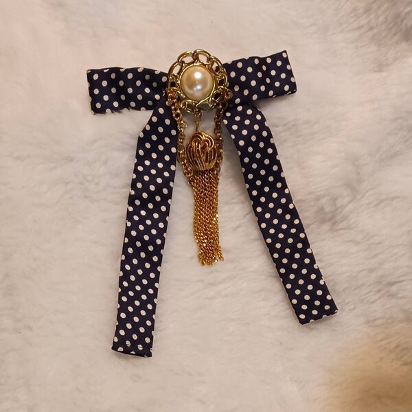 Polka Dot Bowtie - Etsy