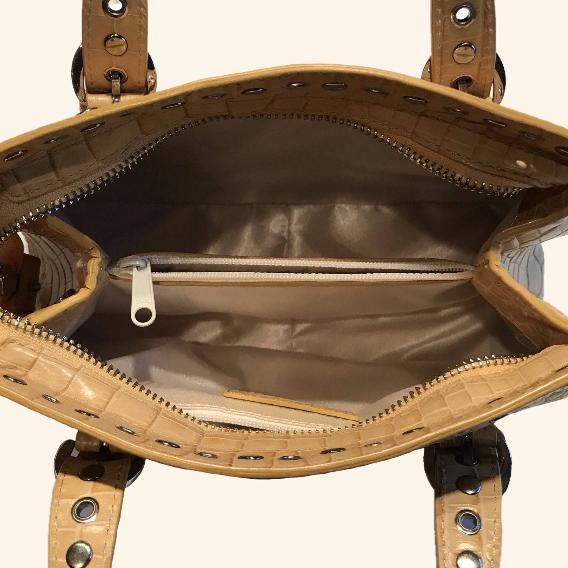 Vintage 90's Desmo Handbag Made in Italy Beige - Etsy