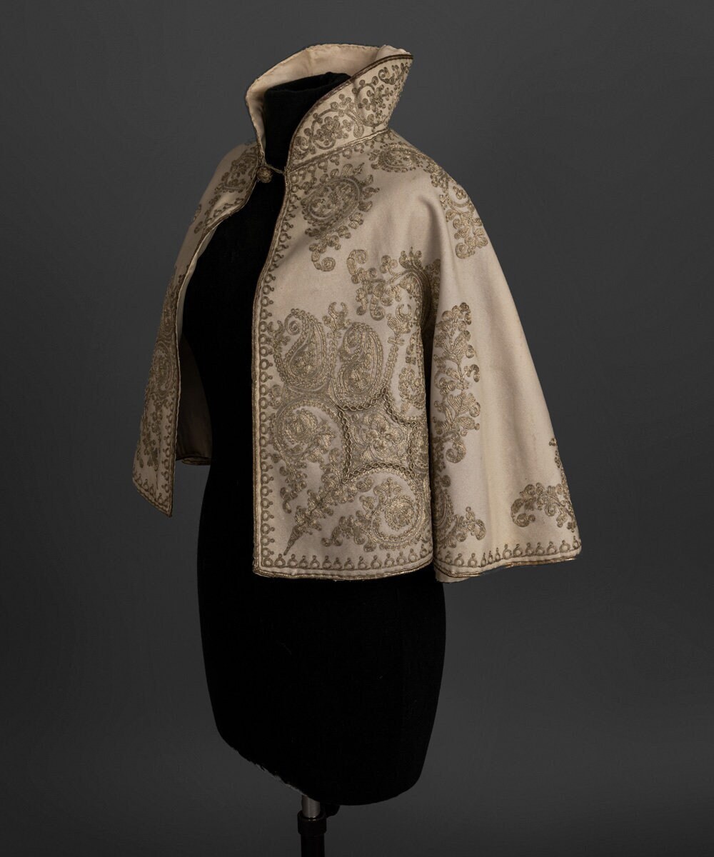 Victorian Embroidered Cape From Around 1850 - Etsy