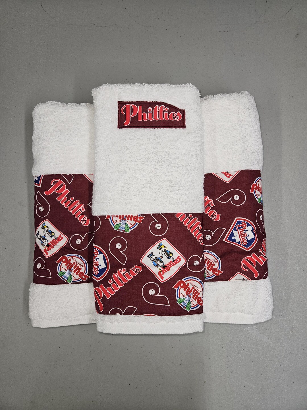 Philadelphia Phillies Hand and Bath Towel Set - Etsy