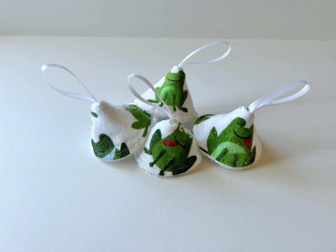 Green Frogs Pee Pee Tents/ Farm Animals Pee Pee Teepee/ Pee Pee Cover ...