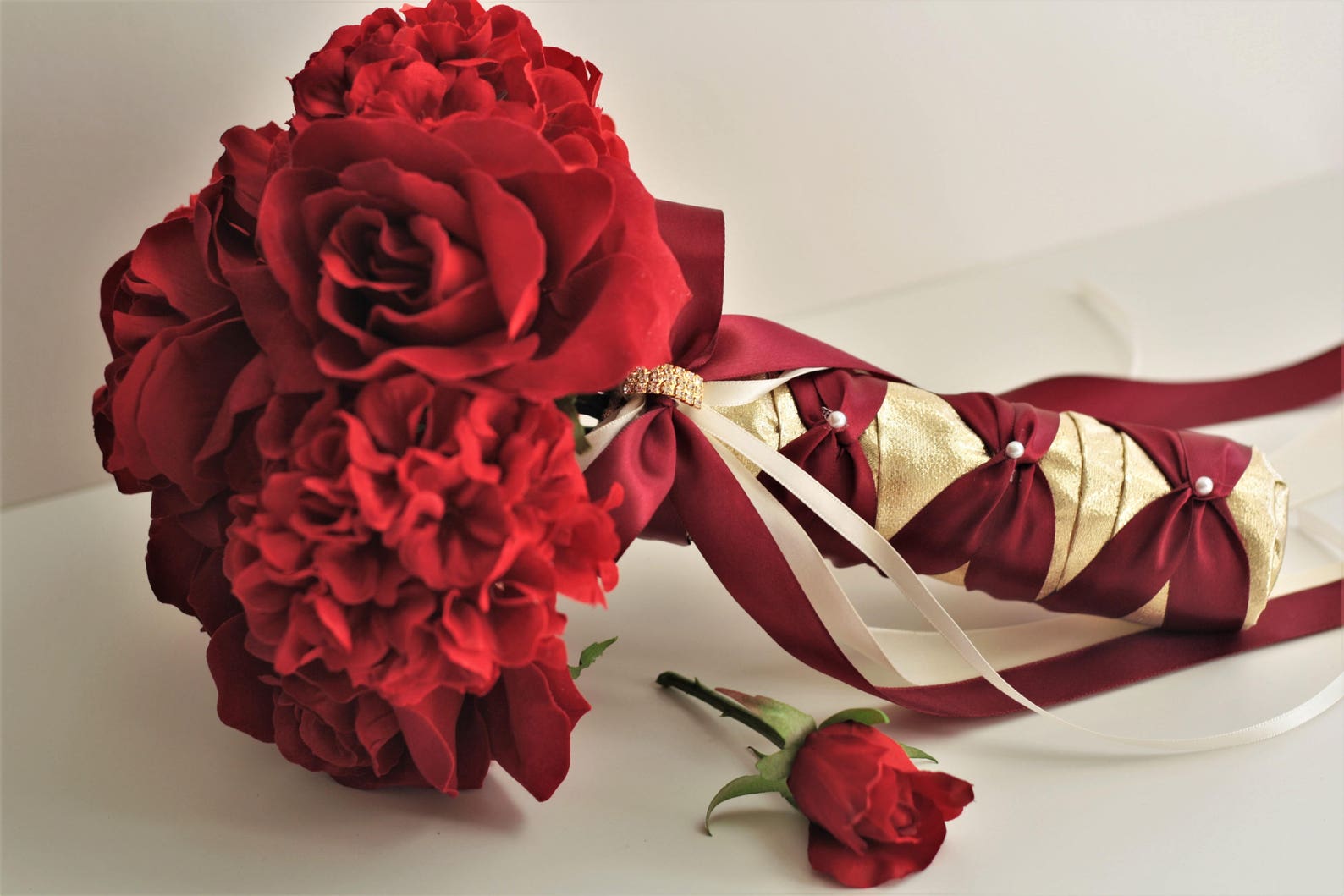 Red Brides Bouquet / Red Wedding Bouquet / Bridesmaid Bouquets / Red ...