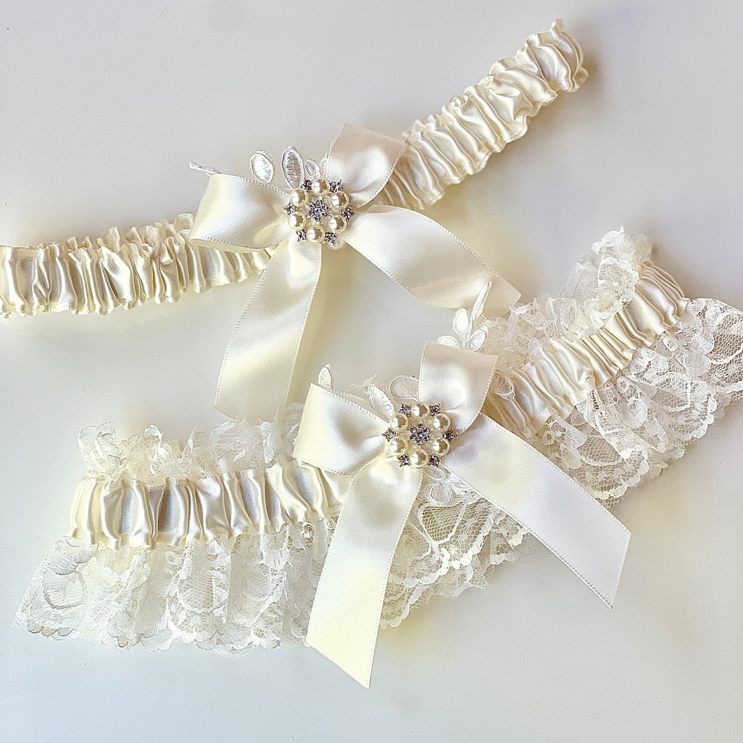 Wedding Garters Ivory Bridal Garter Set Wedding Garter Set Toss ...