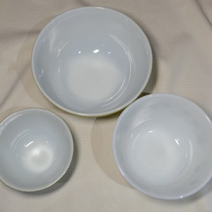 New in Original Box Pyrex Spring Blossom Nesting Bowls, Pyrex Spring ...