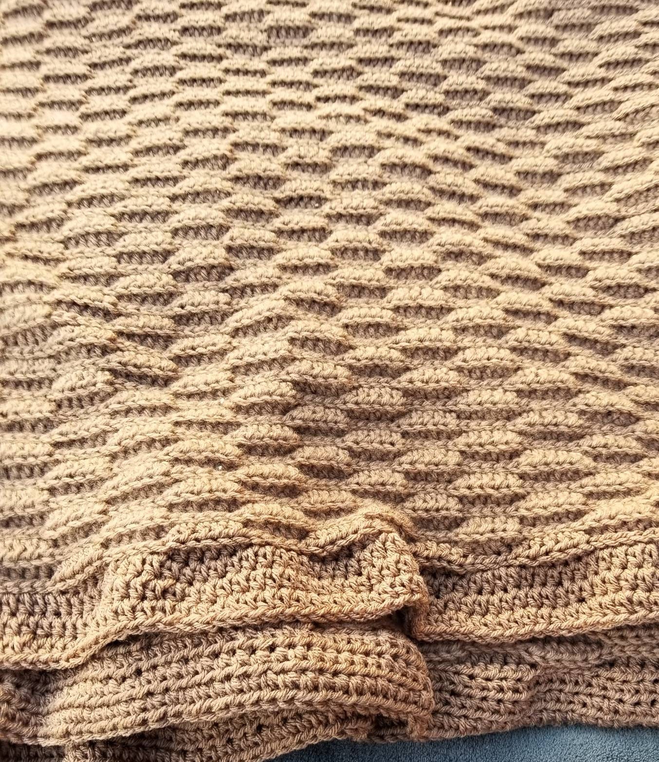 Café Brown Wave Blanket, Crochet Afghan, Full Size, Bedding, Bed ...