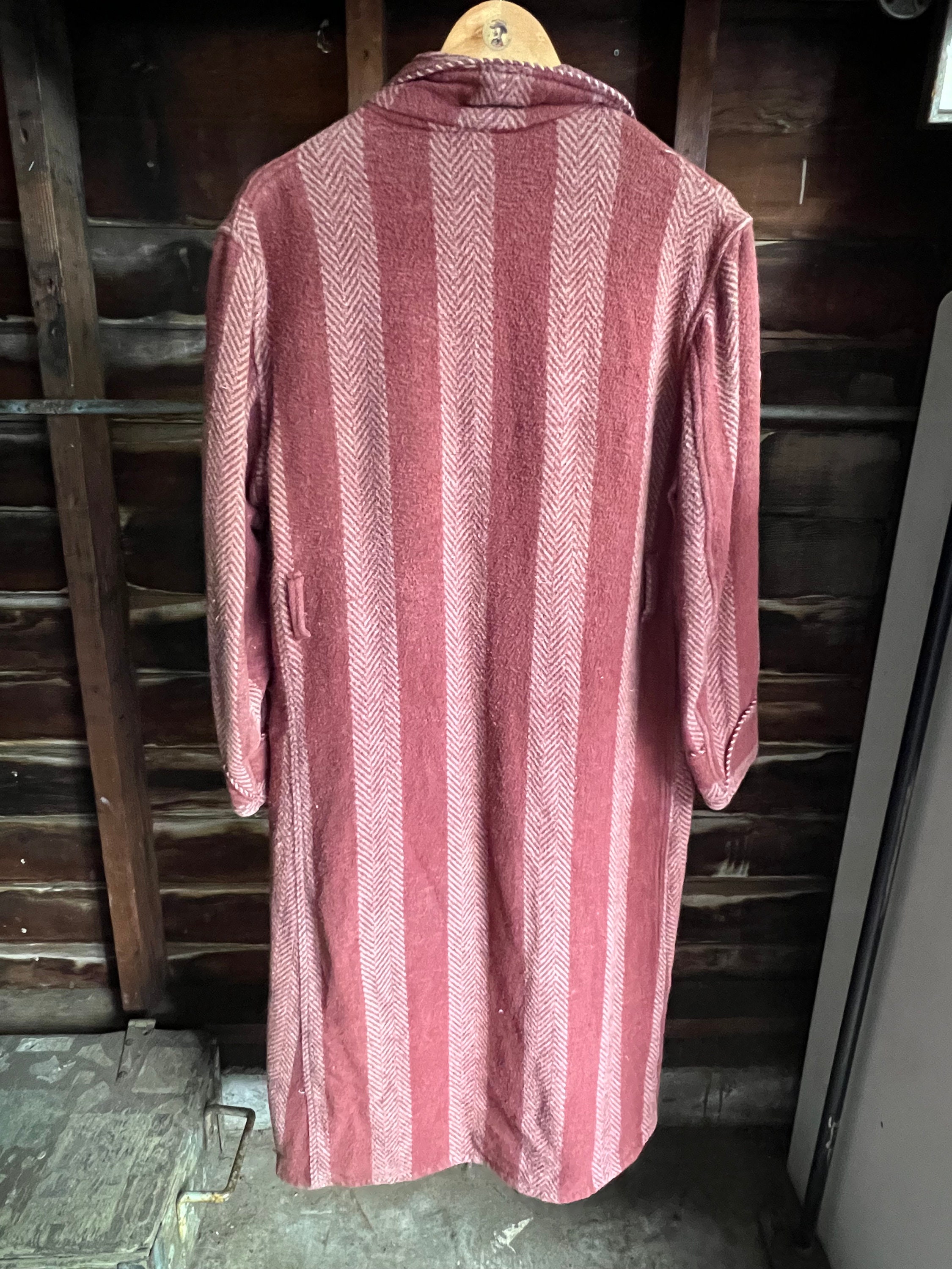 Vintage 50s Red Patterned Beacon Robe - Etsy