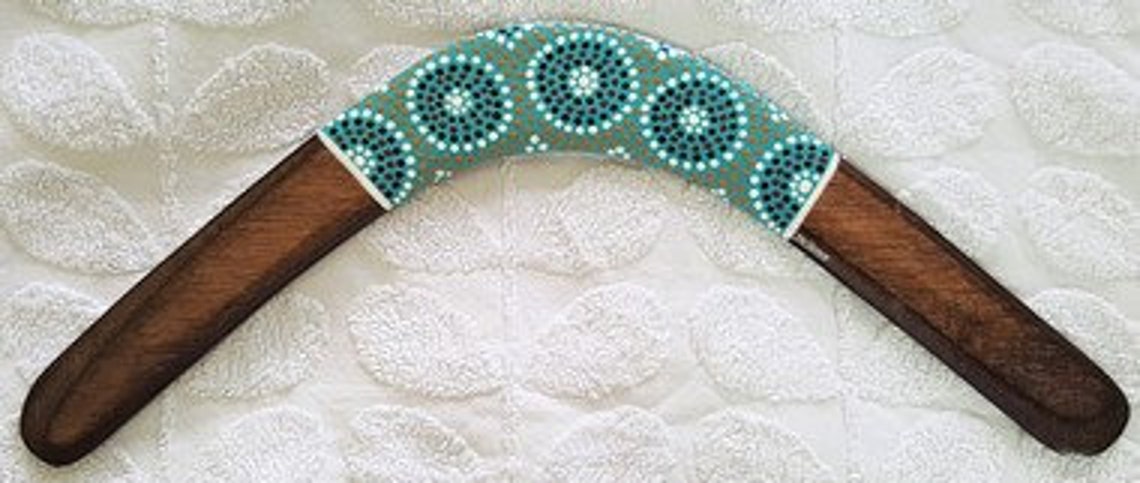 Returning Traditional Boomerang | Dot Art Design | 16 Inch ...