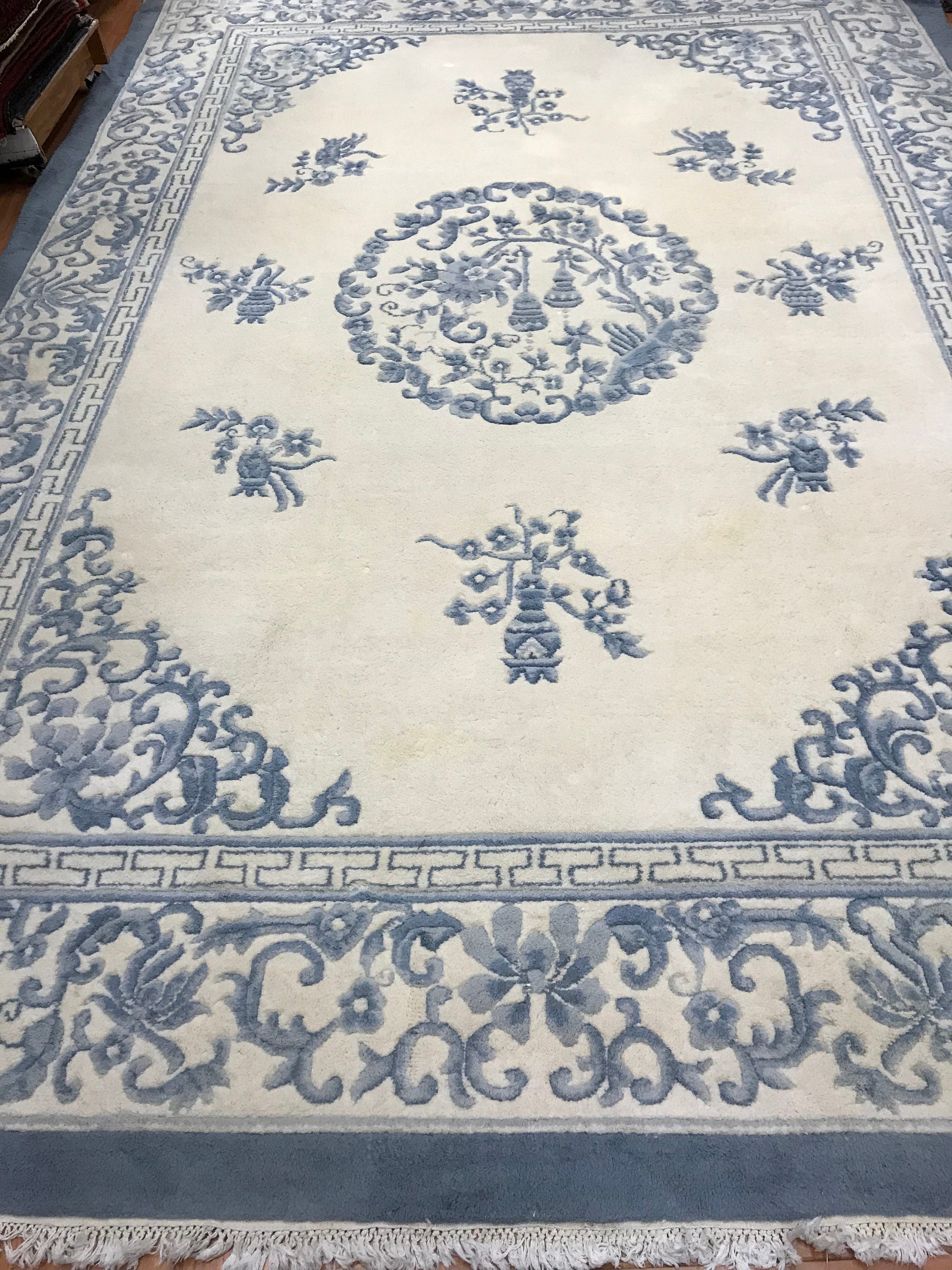 9'7 x 13'7 Chinese Aubusson Oriental Rug - 1950s - Hand Made - 100% Wool