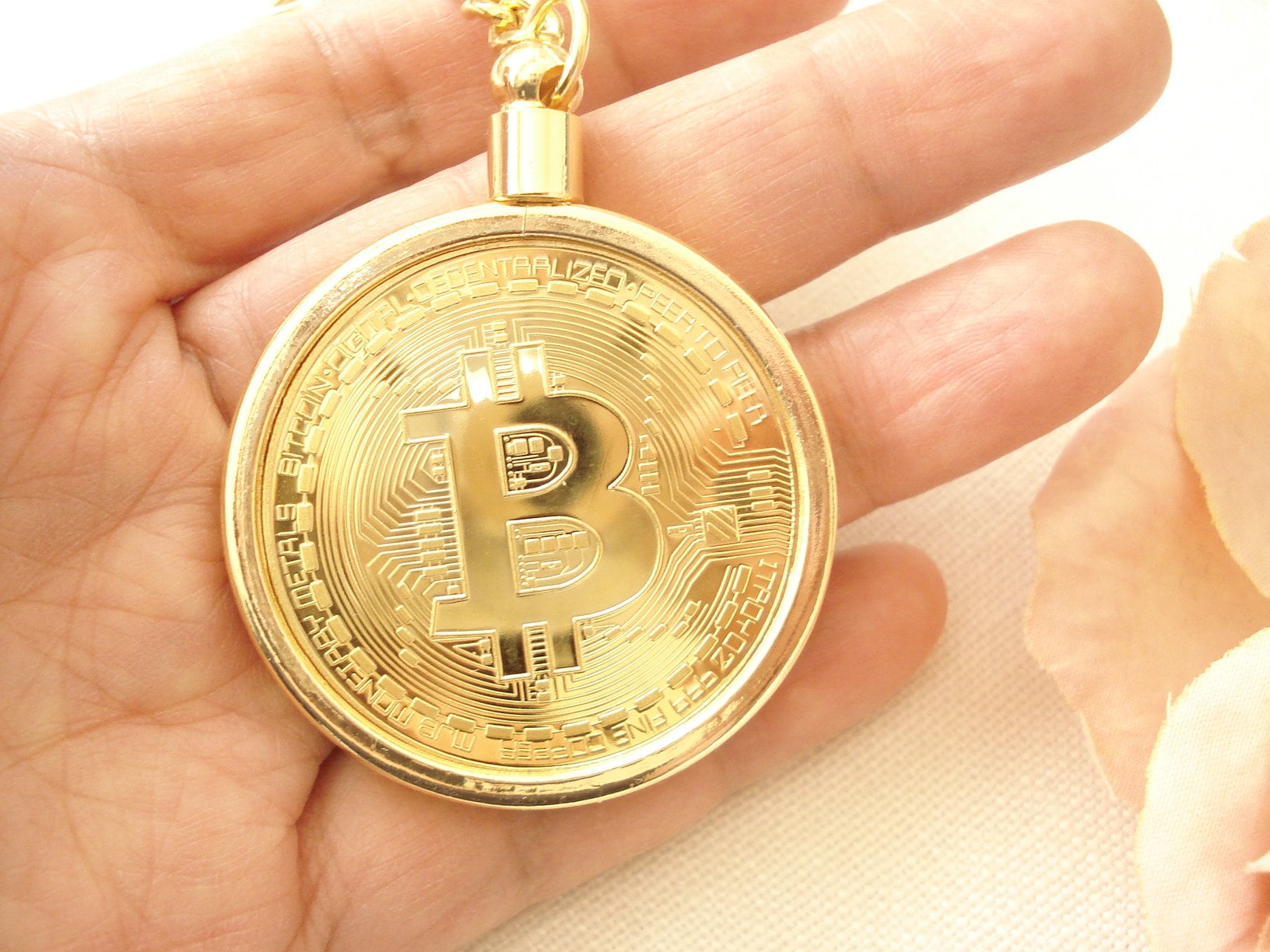 Bitcoin Gold Coin 1 Oz Key Chain His and Hers Wedding Gift - Etsy