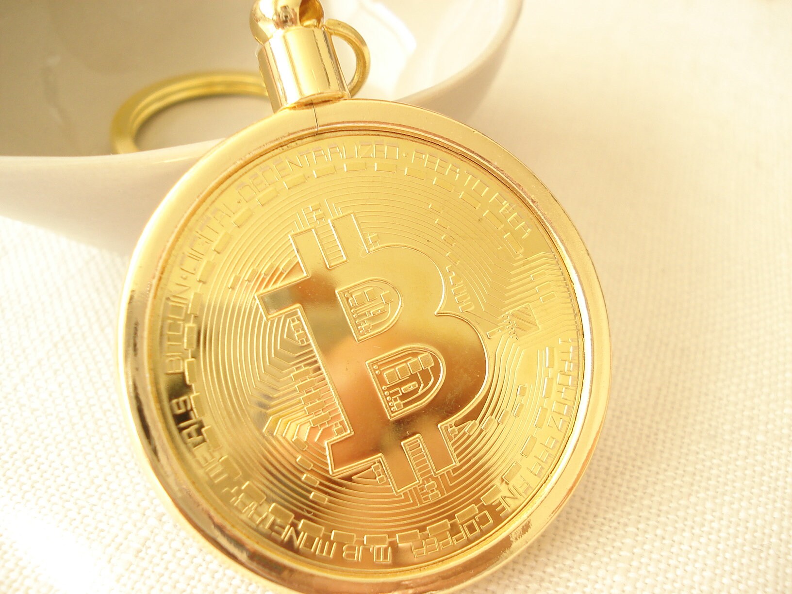 Bitcoin Gold Coin 1 Oz Key Chain His and Hers Wedding Gift - Etsy