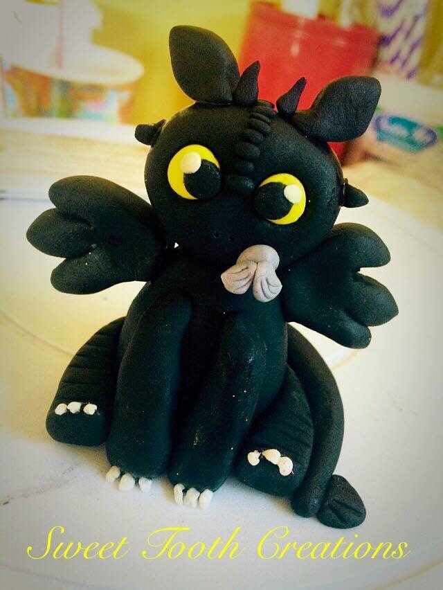Toothless Fondant Topper - Etsy