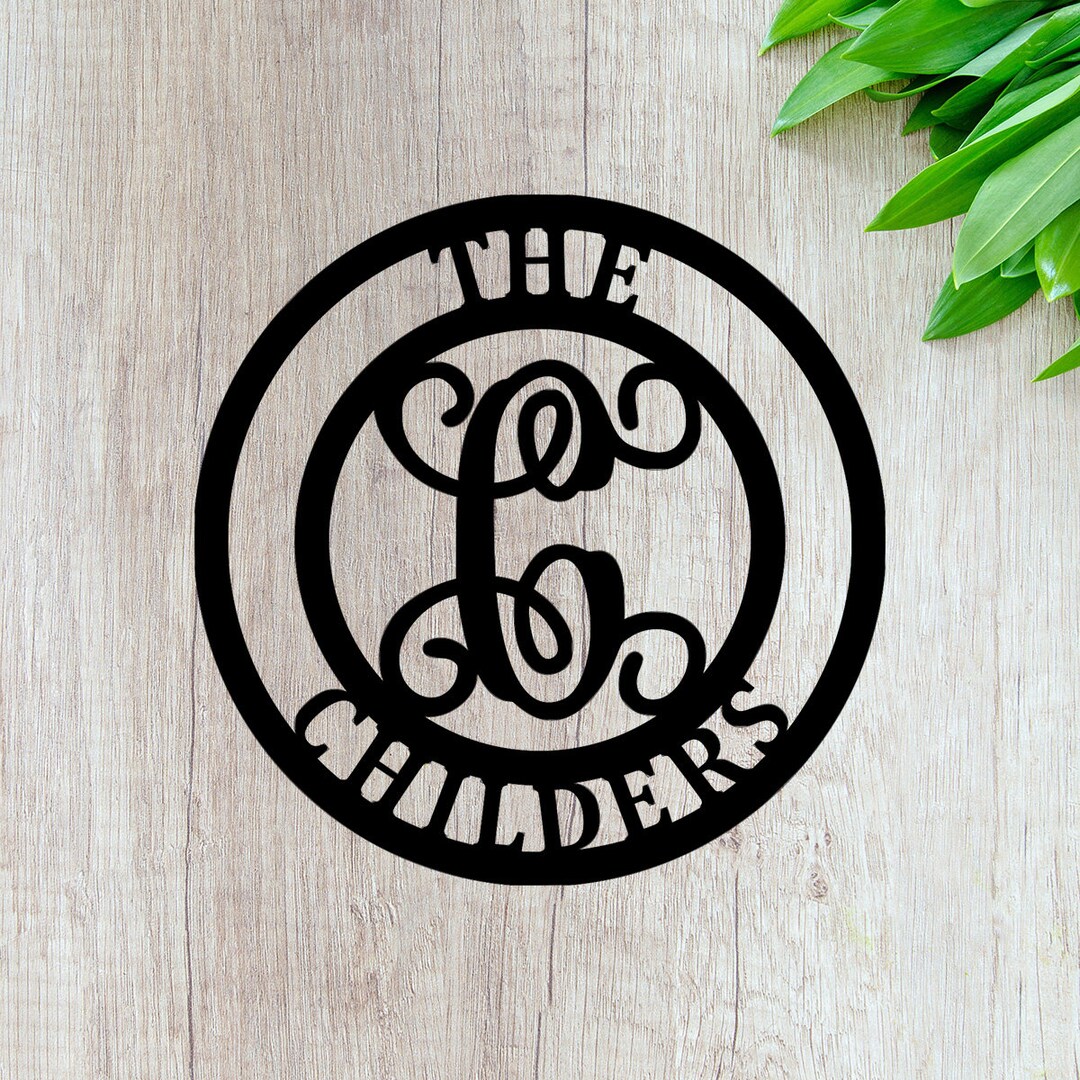 Personalized Family Name Sign: ACM Metal Circle Monogram - Door Hanger ...