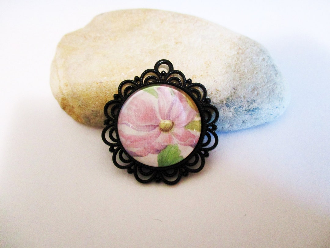 Pink Magnolia Flower Pendant in a Jet Black Setting | DIY Magnolia ...