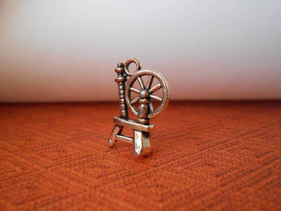 10 Silver Spinning Wheel Charms 3D Charm | Steampunk Charm | Sleeping ...