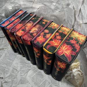 TOG LEGACY (locations Dust Jackets) by Sarah J. Maas - Throne of Glass ...
