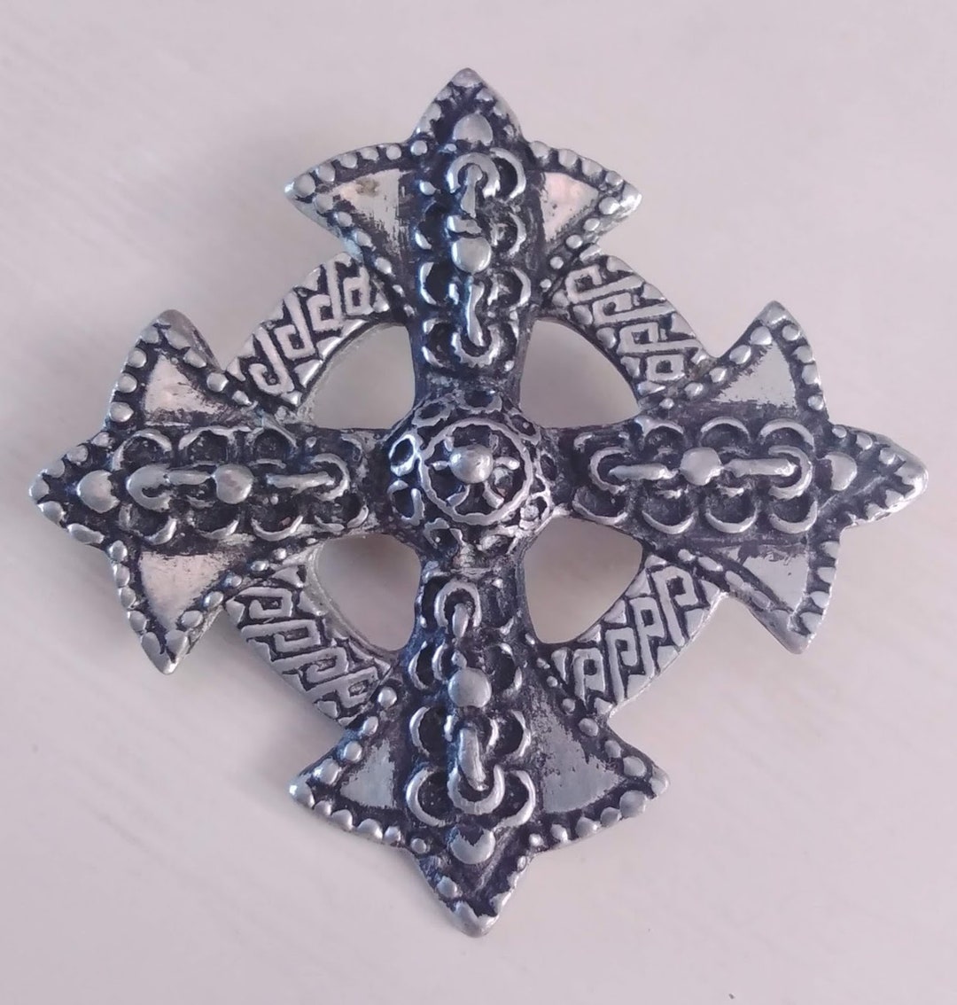 Pewter Celtic Cross Brooch or Kilt Pin by St. Justin Company of ...