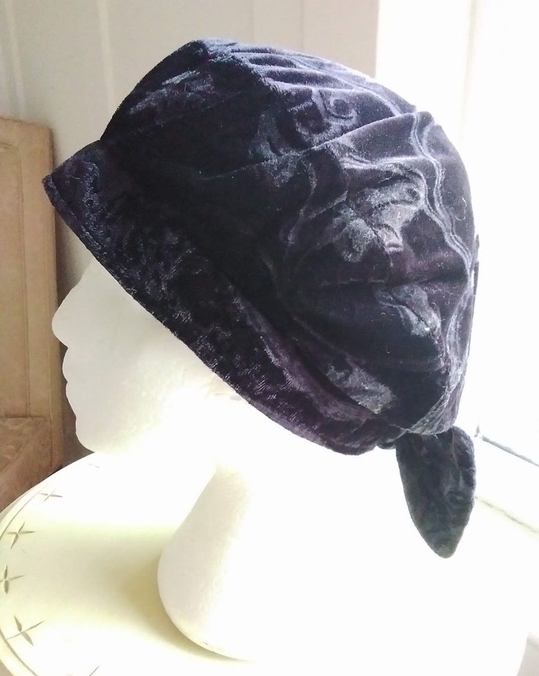 Liz Claiborne Black Velvet Hat, 80s // American Designer, Velvet Beret ...